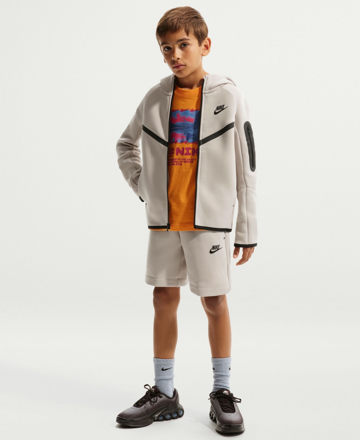 Click here for Nike Big Boys Sportswear Full-Zip Tech Fleece Hood... prices