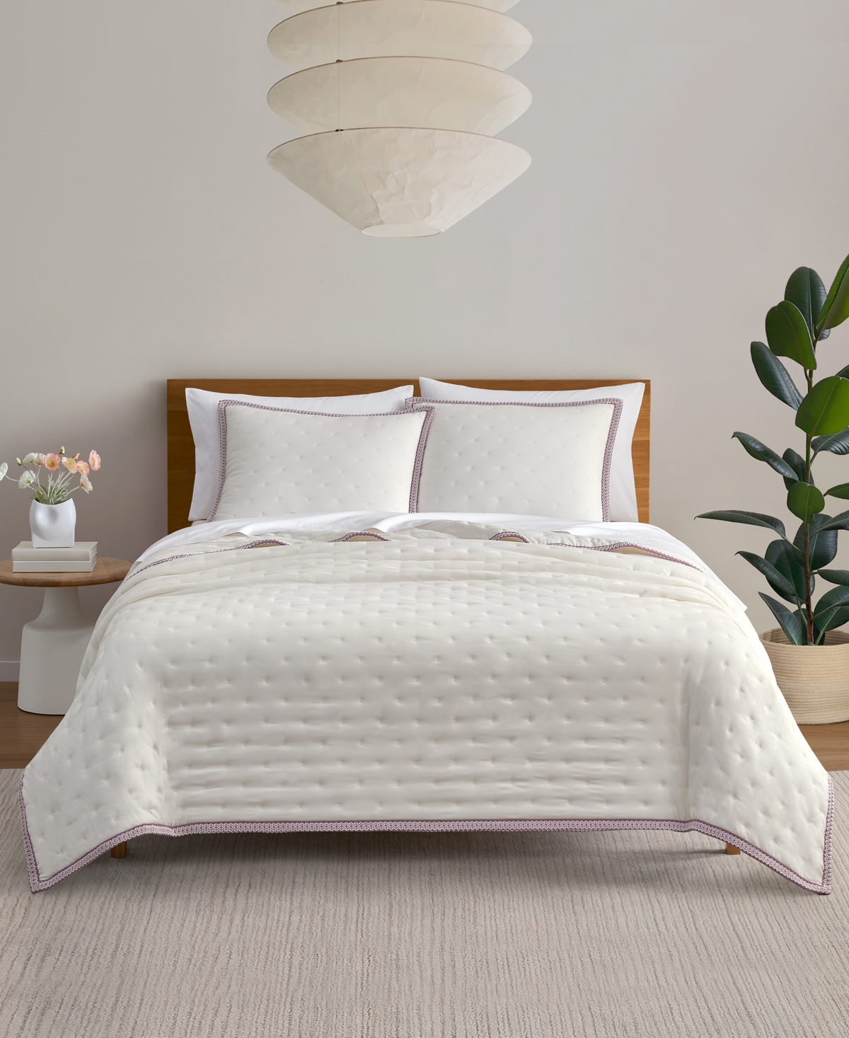 Click here for Ugg Devon Ugg Braid Quilt Set  Full/Queen - Snow prices