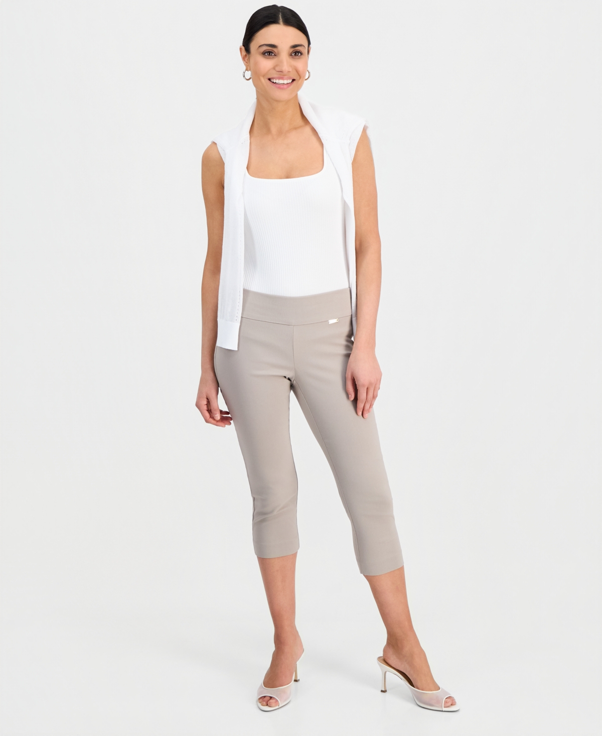 I.n.c. International Concepts Petite Tummy-Control Pull-On Capri Pants  Created for Macys - Summer Straw