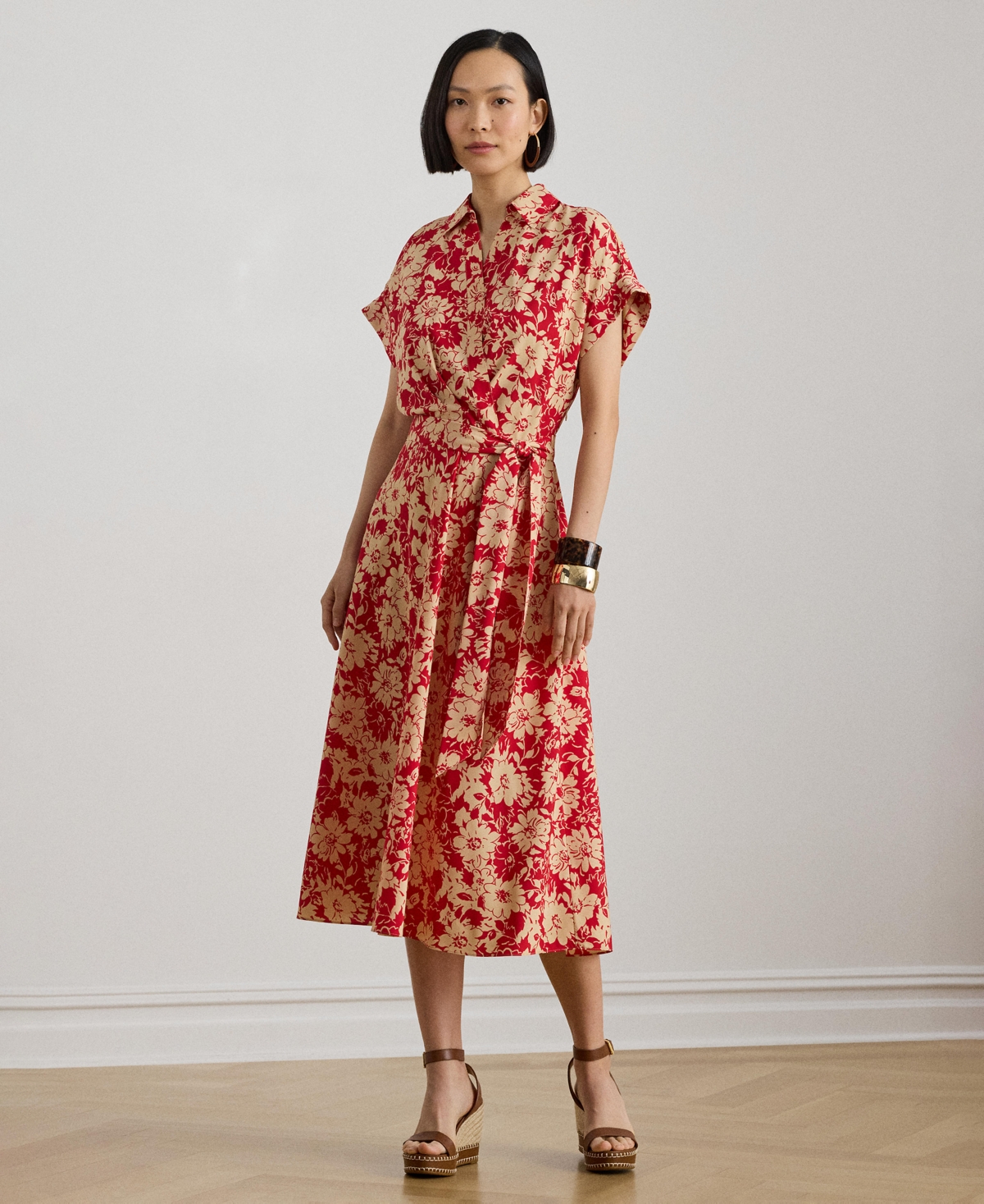 Click here for Lauren Ralph Lauren Womens Floral Belted Spread Co... prices