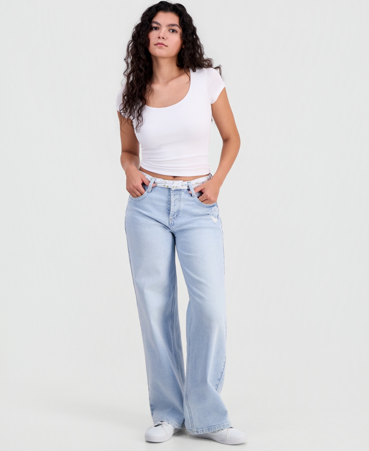 Click here for Celebrity Pink Juniors Contrast-Waistband Wide-Leg... prices