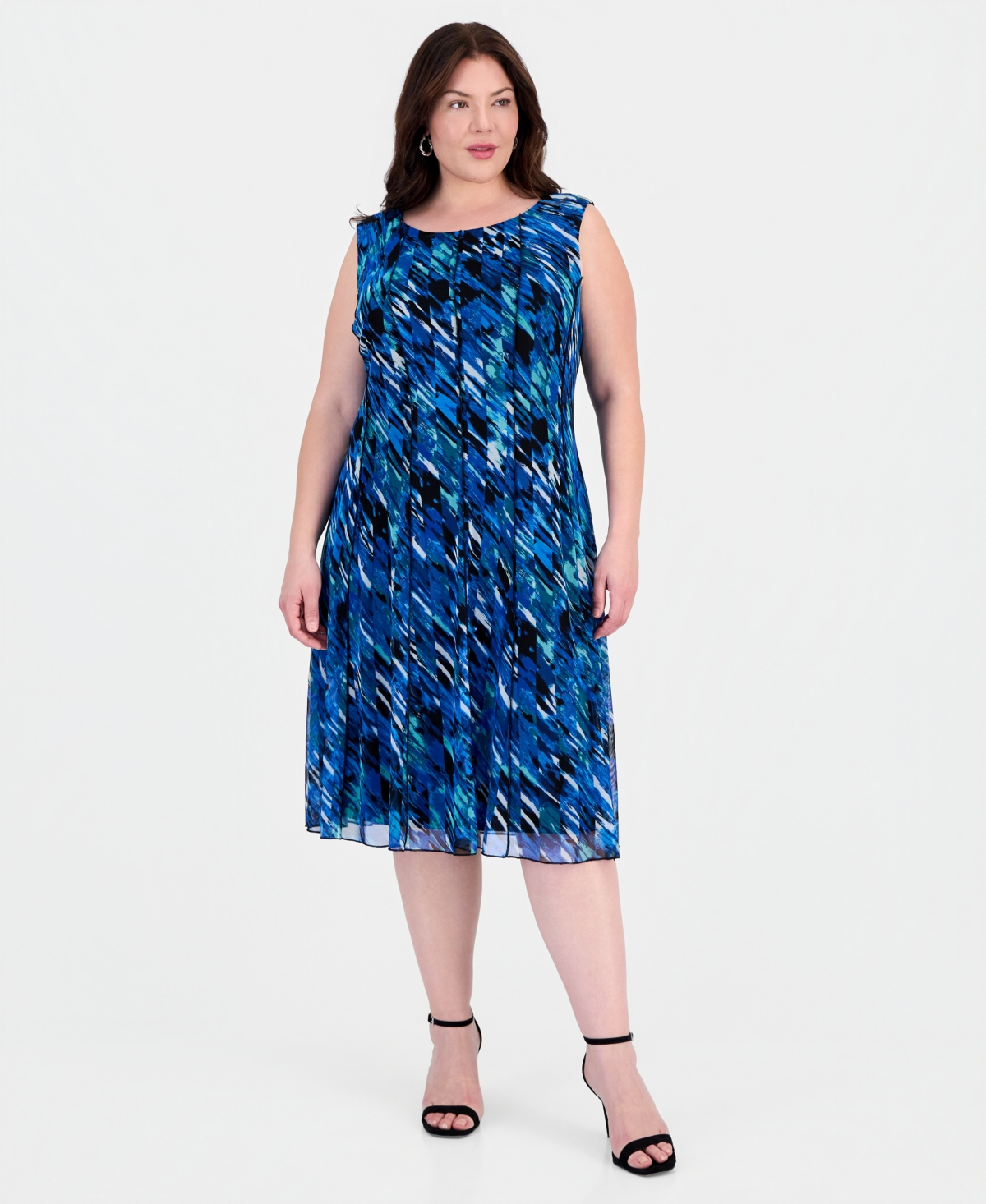 Click here for Connected Plus Size Round-Neck Sleeveless Dress -... prices