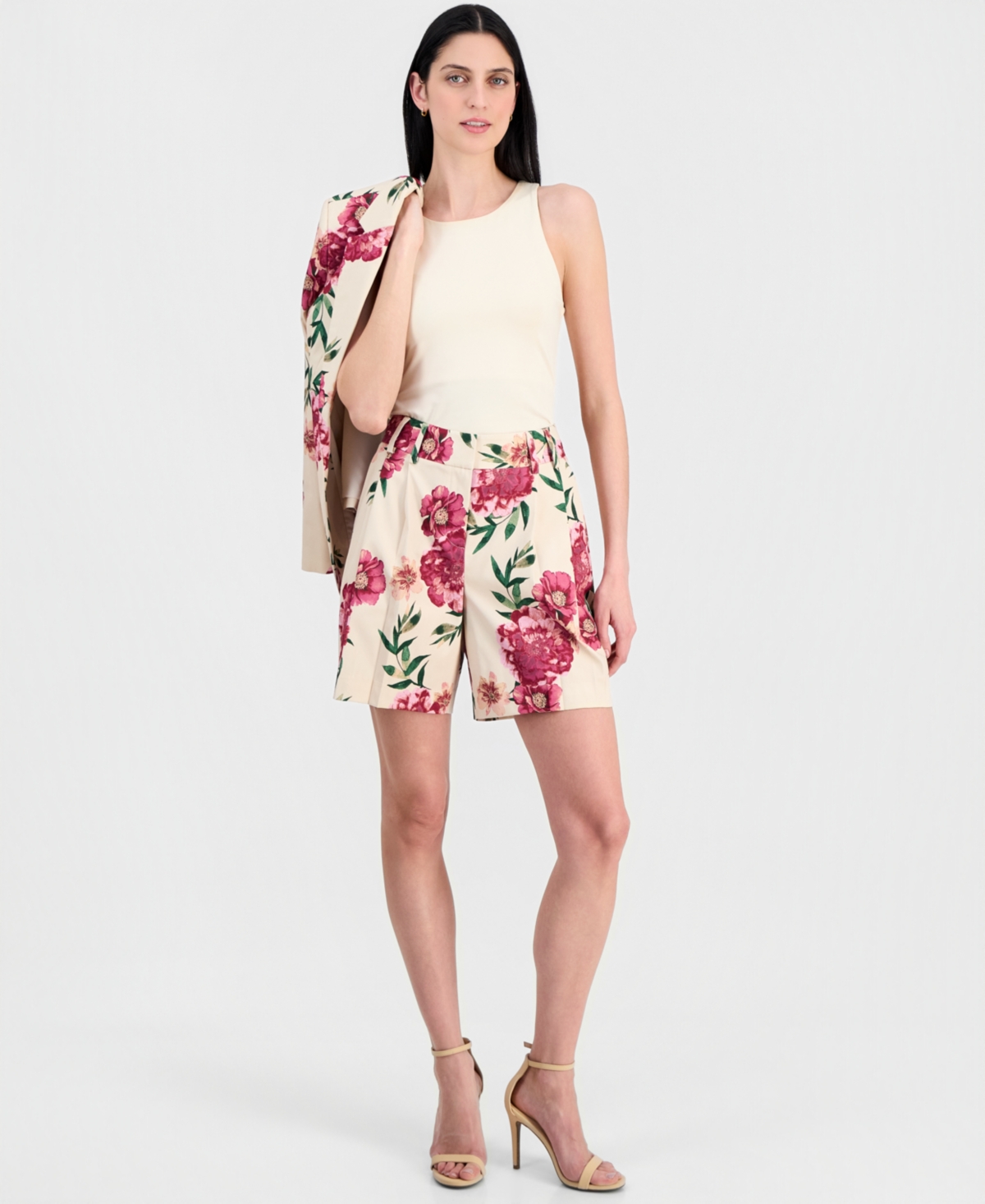 Click here for Tahari Asl Womens Floral-Print Pleated Shorts - Sa... prices