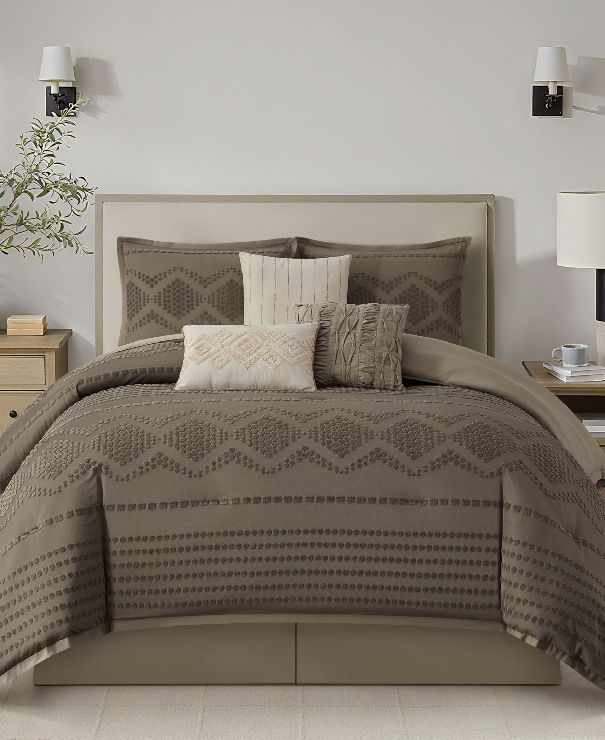 Click here for Stratford Park Waverly Geometric 7-Pc. Comforter S... prices