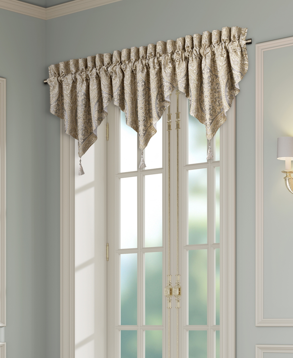 Click here for J Queen New York Romero Window Ascot Valance  21 x... prices