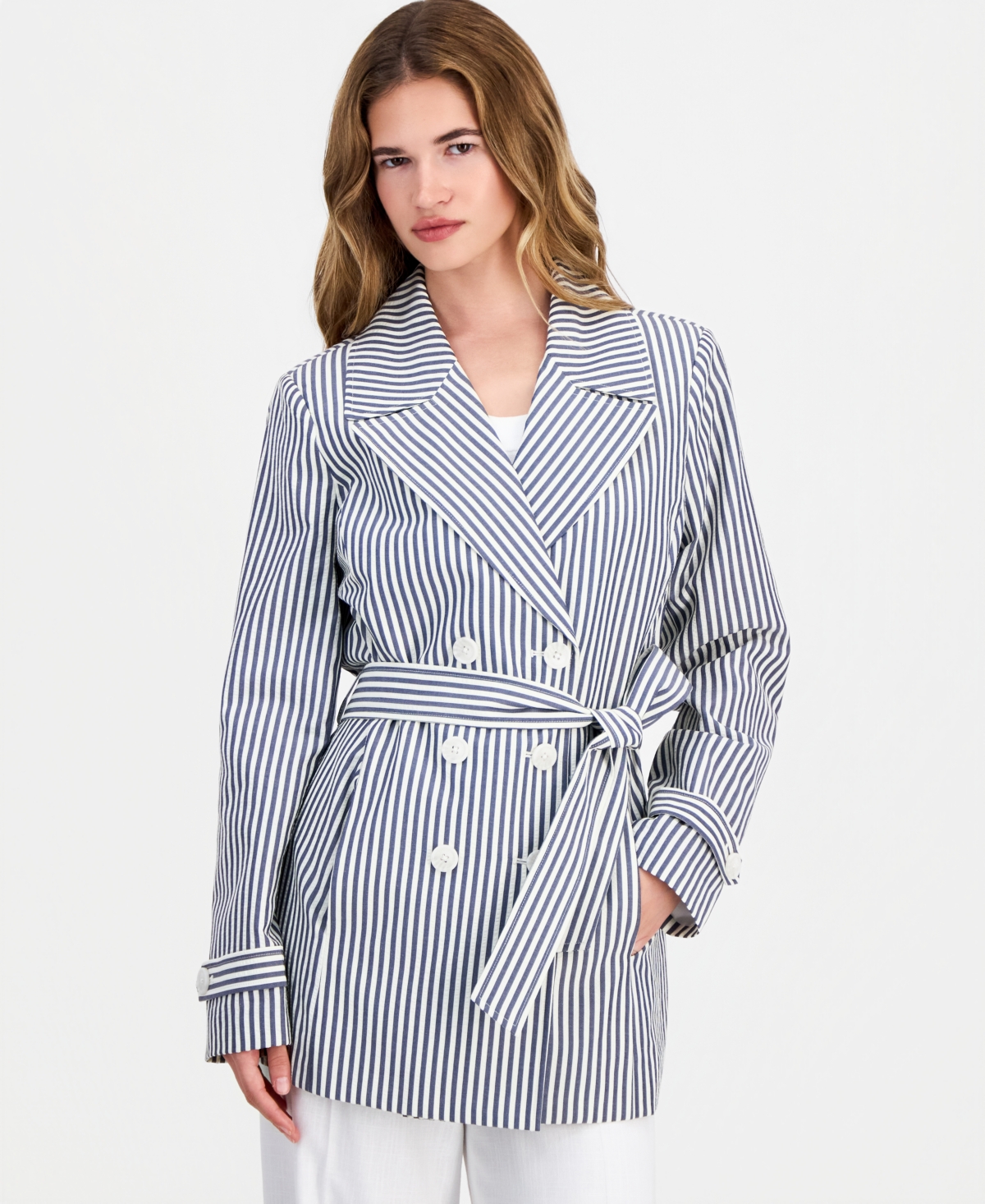 Click here for Tahari Asl Petite Seersucker Wrap Jacket - Navy/Iv... prices