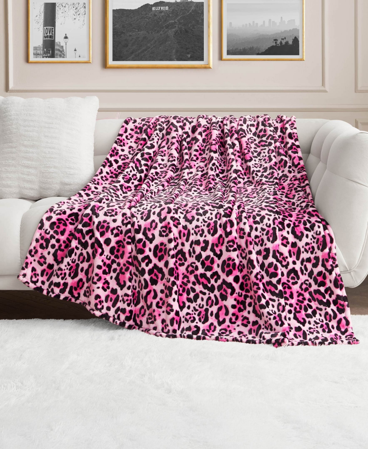 Click here for Juicy Couture Lightweight Ultra-Soft Plush Throw... prices
