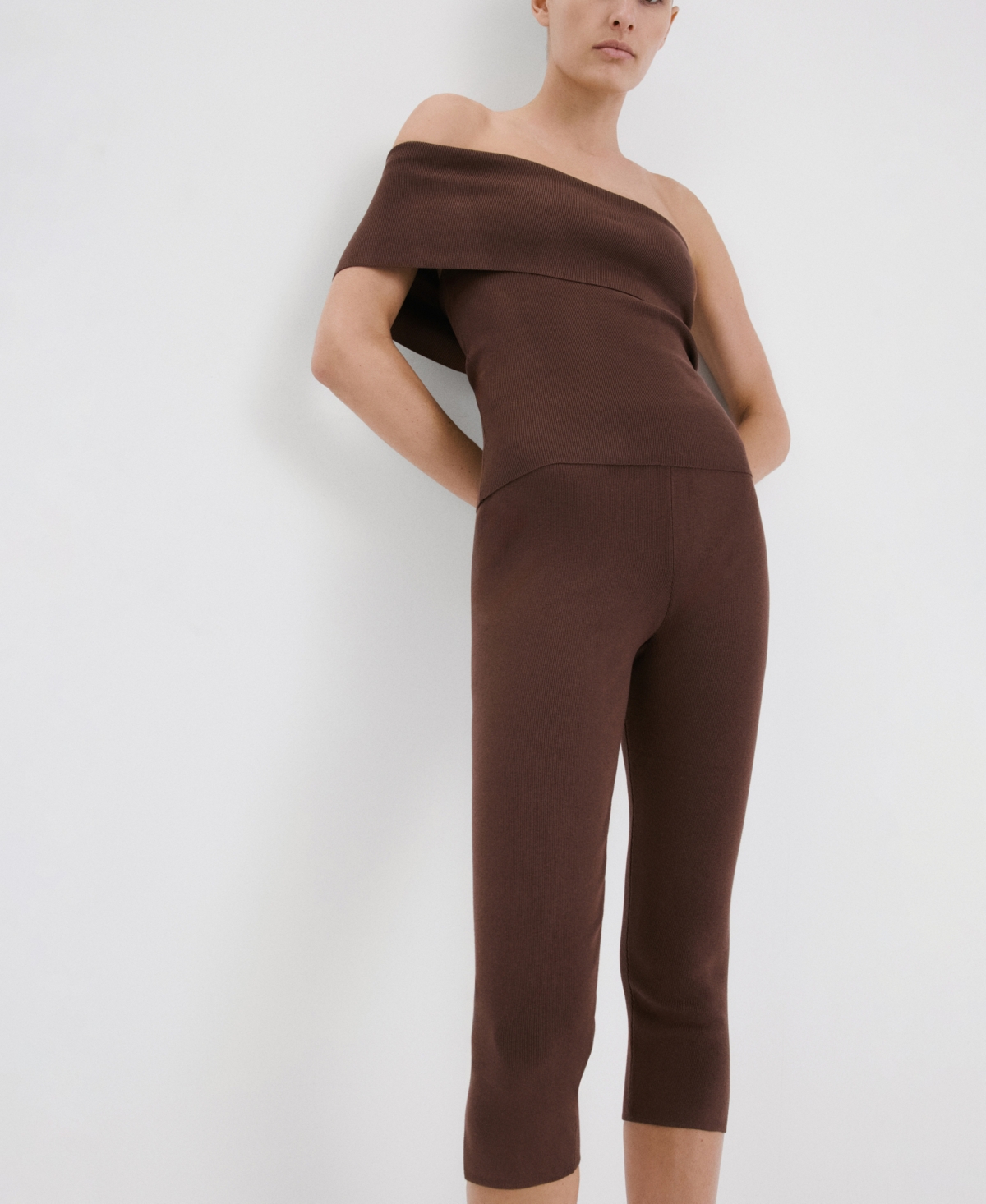 Click here for Mango Womens Slit Hem Leggings - Chocolate prices