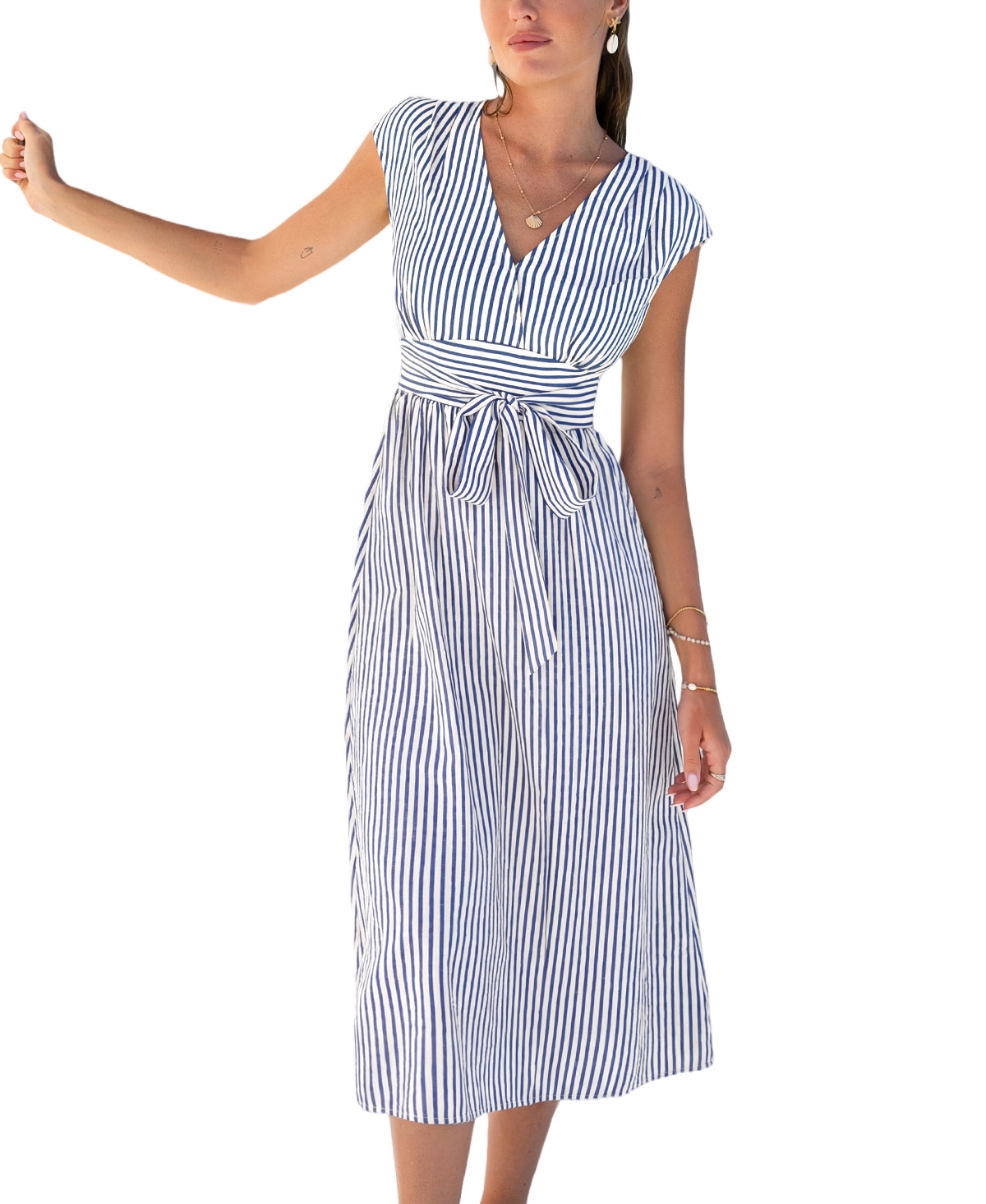 Click here for Cupshe Womens V-Neck Pull-On Shirt Dress - Black prices