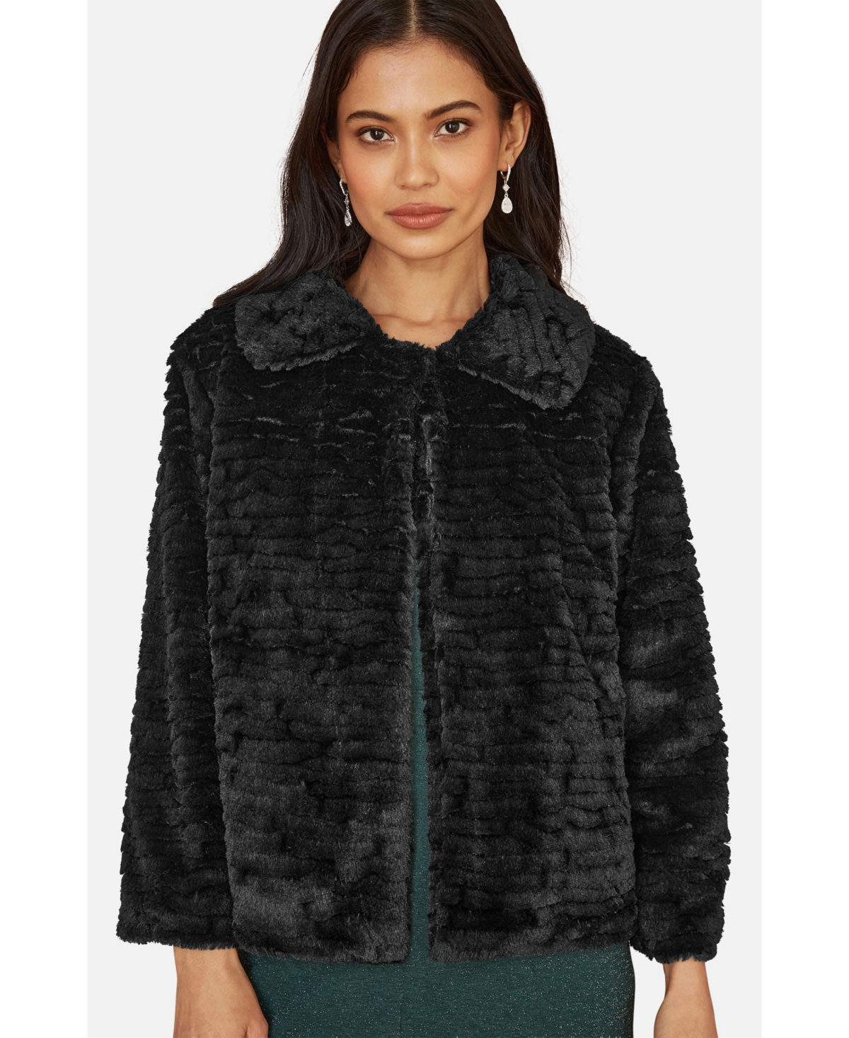 Click here for Yumi Womens Faux Fur Short Jacket - Black prices