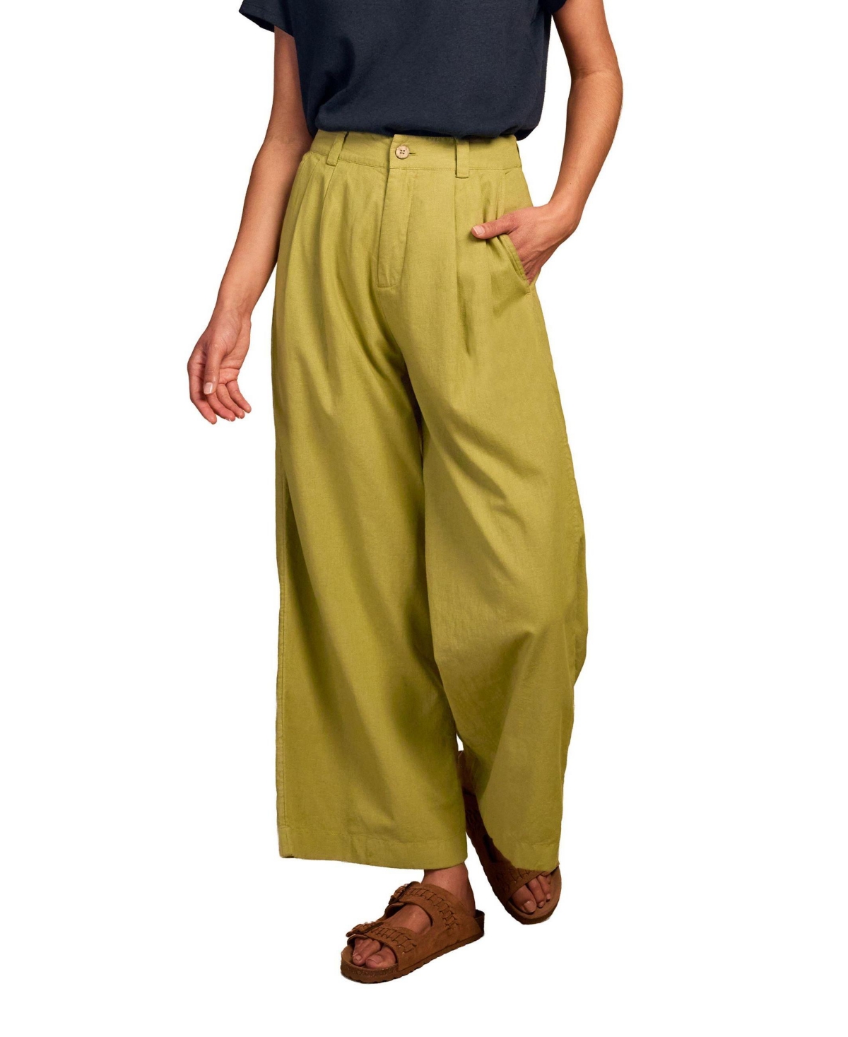 Click here for Celtic & Co. Womens Pleat Front Crop Pants - Brigh... prices