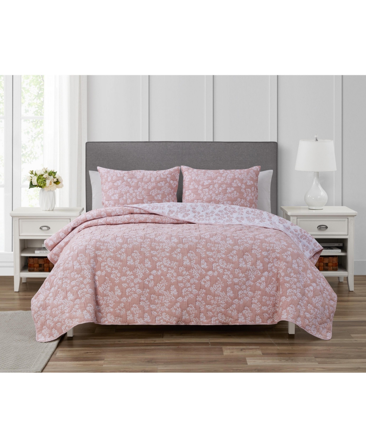 Click here for Cedar Court Annabella 3-Piece All-Season Soft Wove... prices