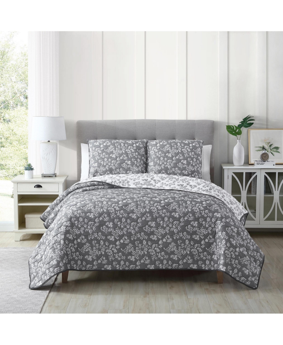 Click here for Cedar Court Annabella 3-Piece All-Season Soft Wove... prices