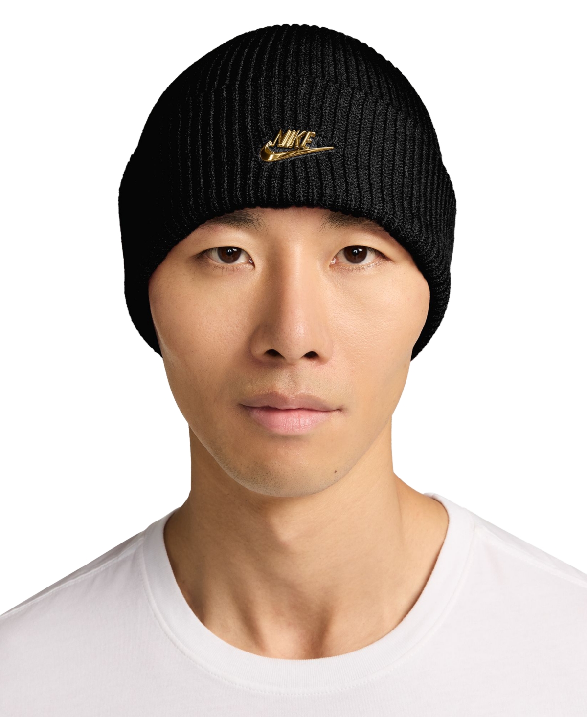 Click here for Nike Mens Peak Beanie - Black/Metallic Gold prices