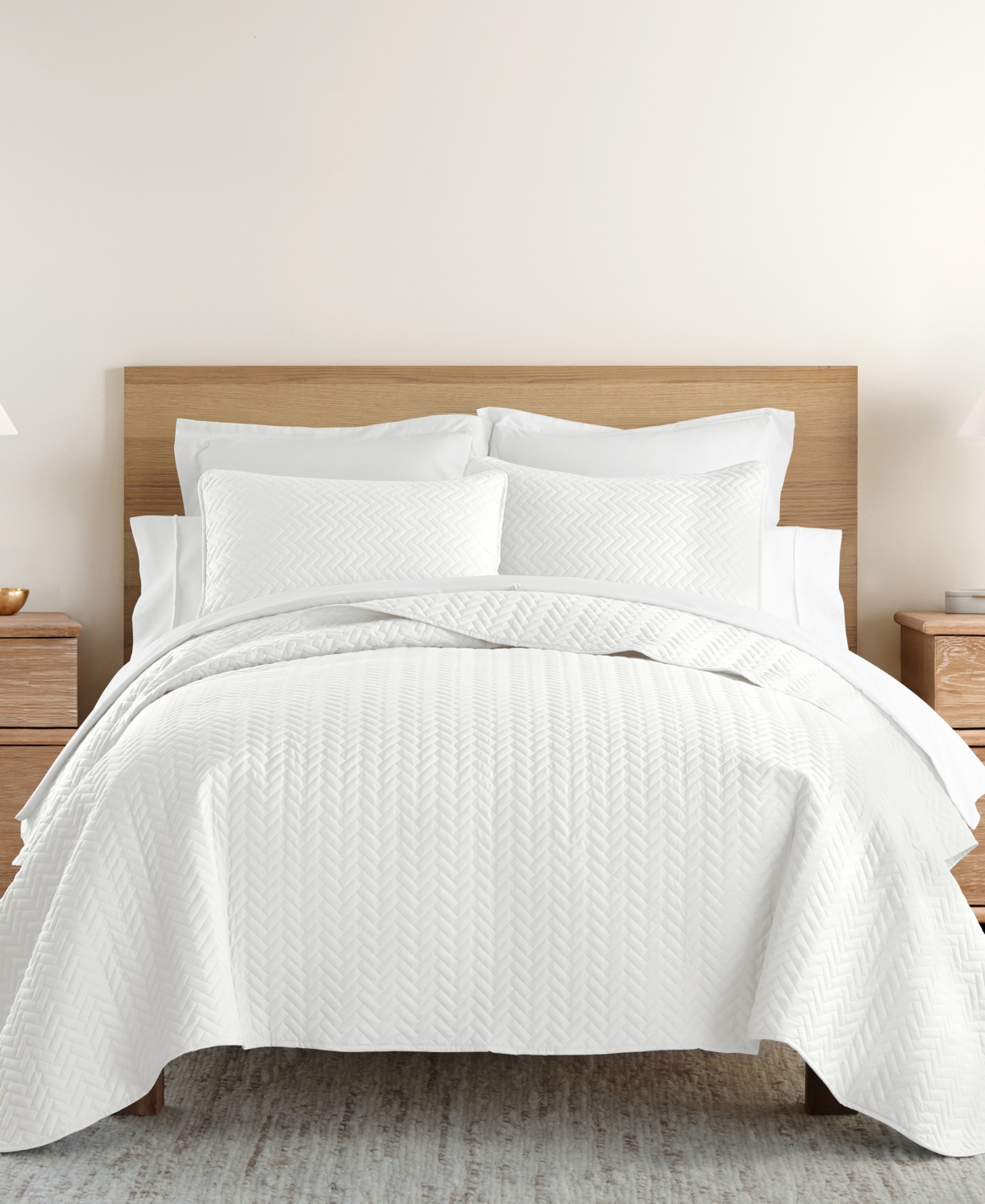 Click here for ienjoy Home Herringbone Lightweight Quilted Coverl... prices