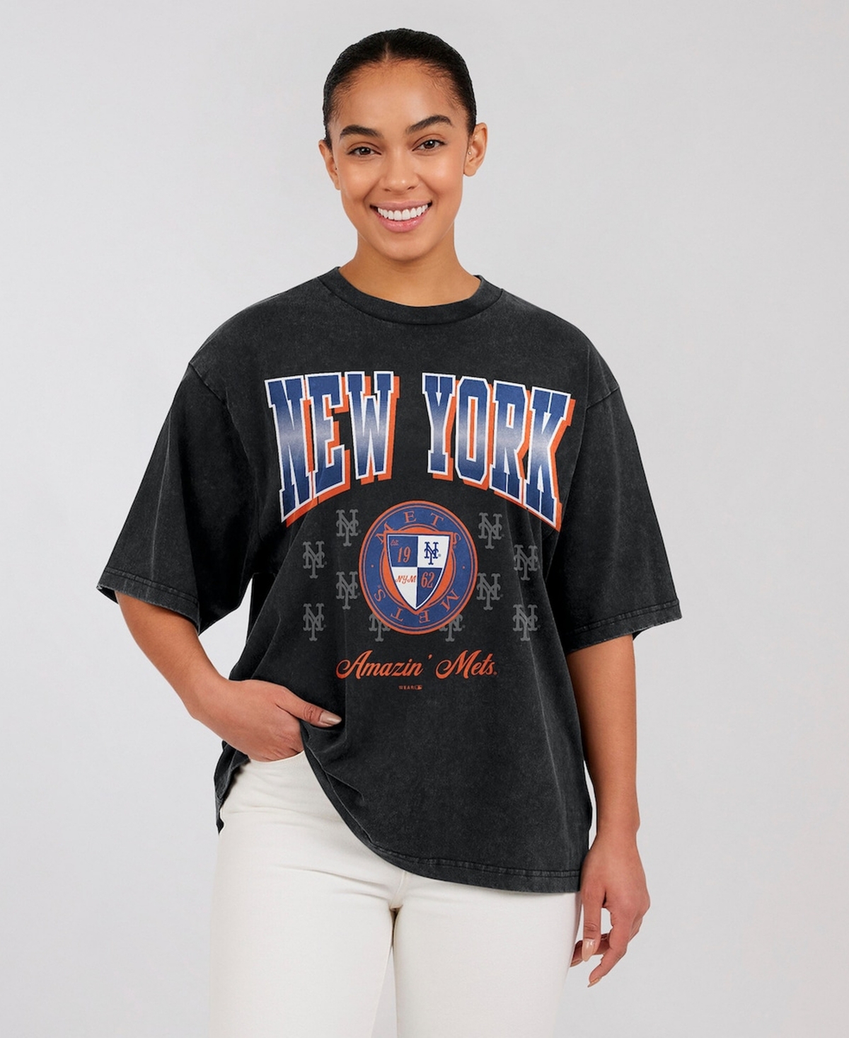 Click here for Wear by Erin Andrews Womens Black New York Mets Ov... prices