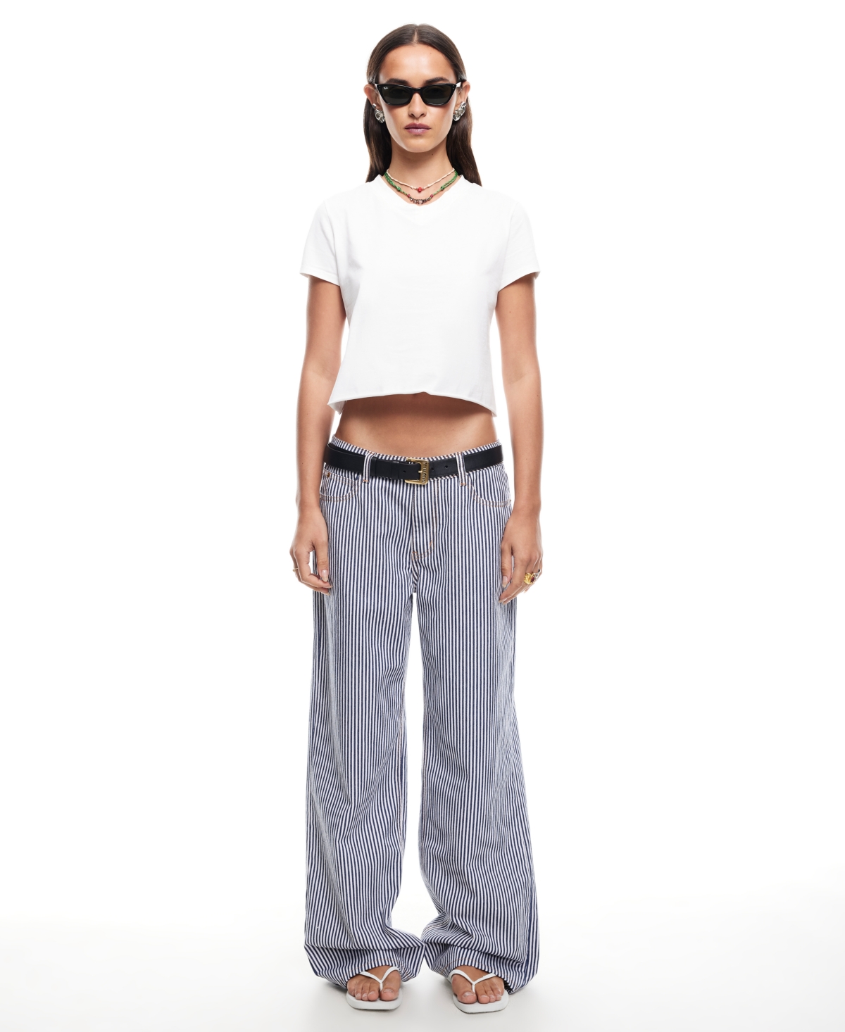 Click here for Lioness Womens North Light V-Neck T-Shirt - Foam prices