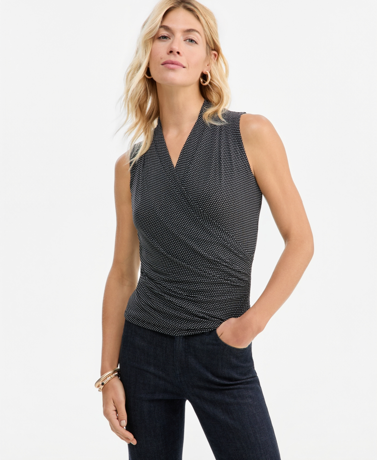 Click here for I.n.c. International Concepts Womens Ruched Mesh V... prices
