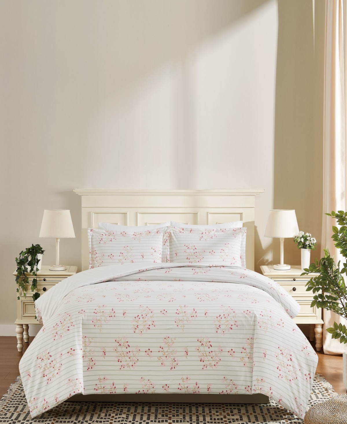 Click here for Cottage Classics Emma Floral 3-Piece Comforter Set... prices