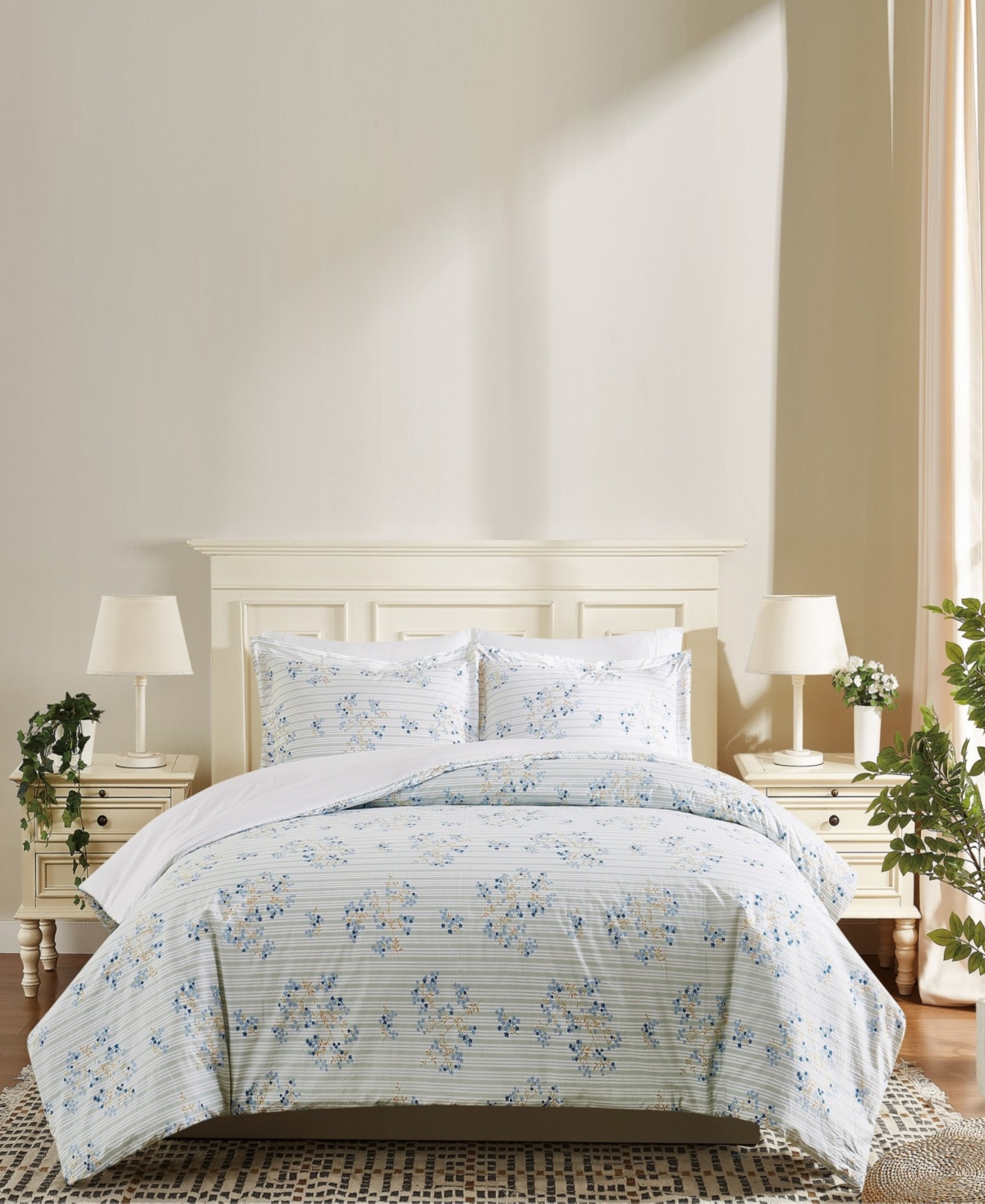 Click here for Cottage Classics Emma Floral 3-Piece Comforter Set... prices