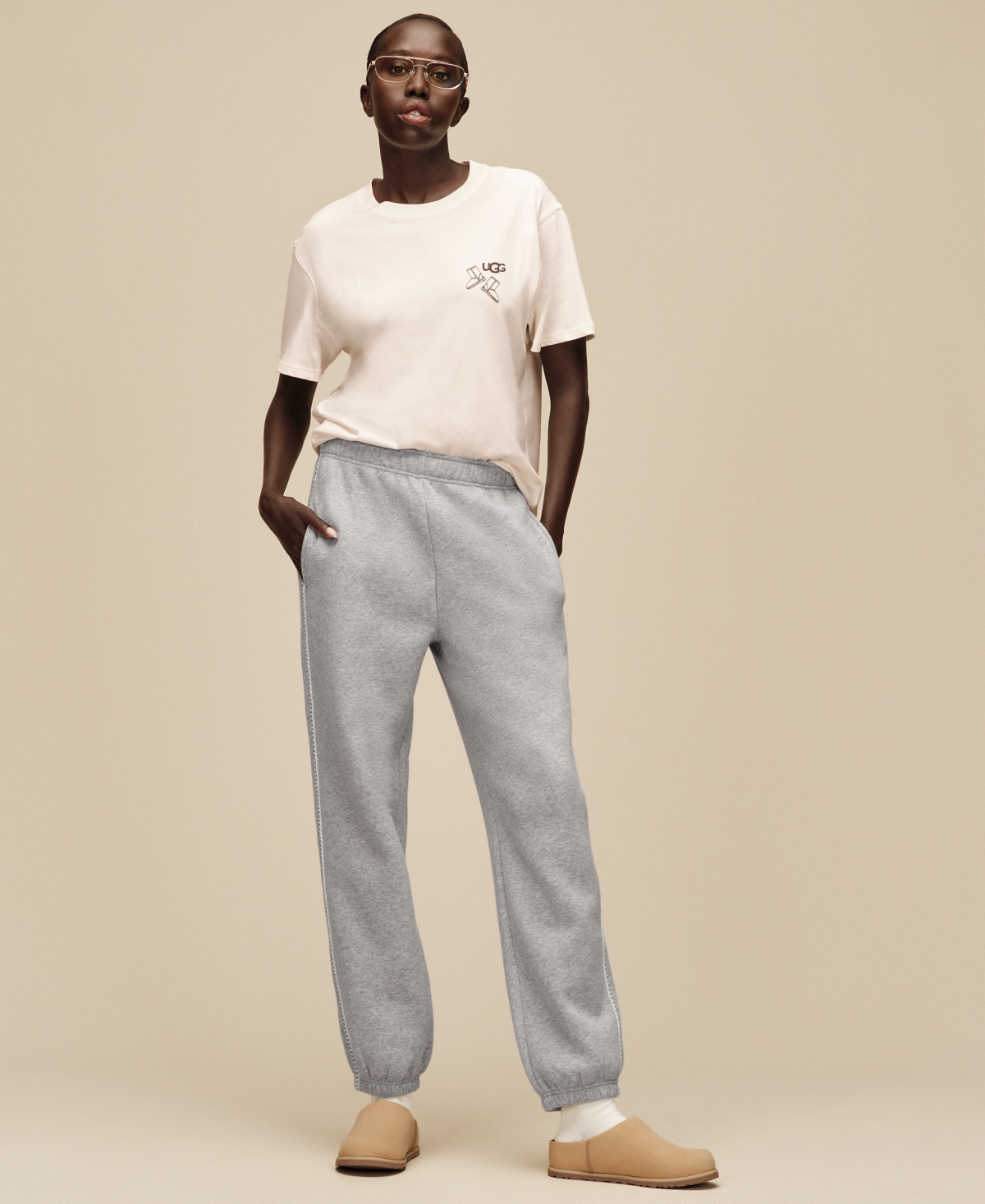 Click here for Ugg Womens Classic Fleece Pull-On Sweatpants - Gre... prices