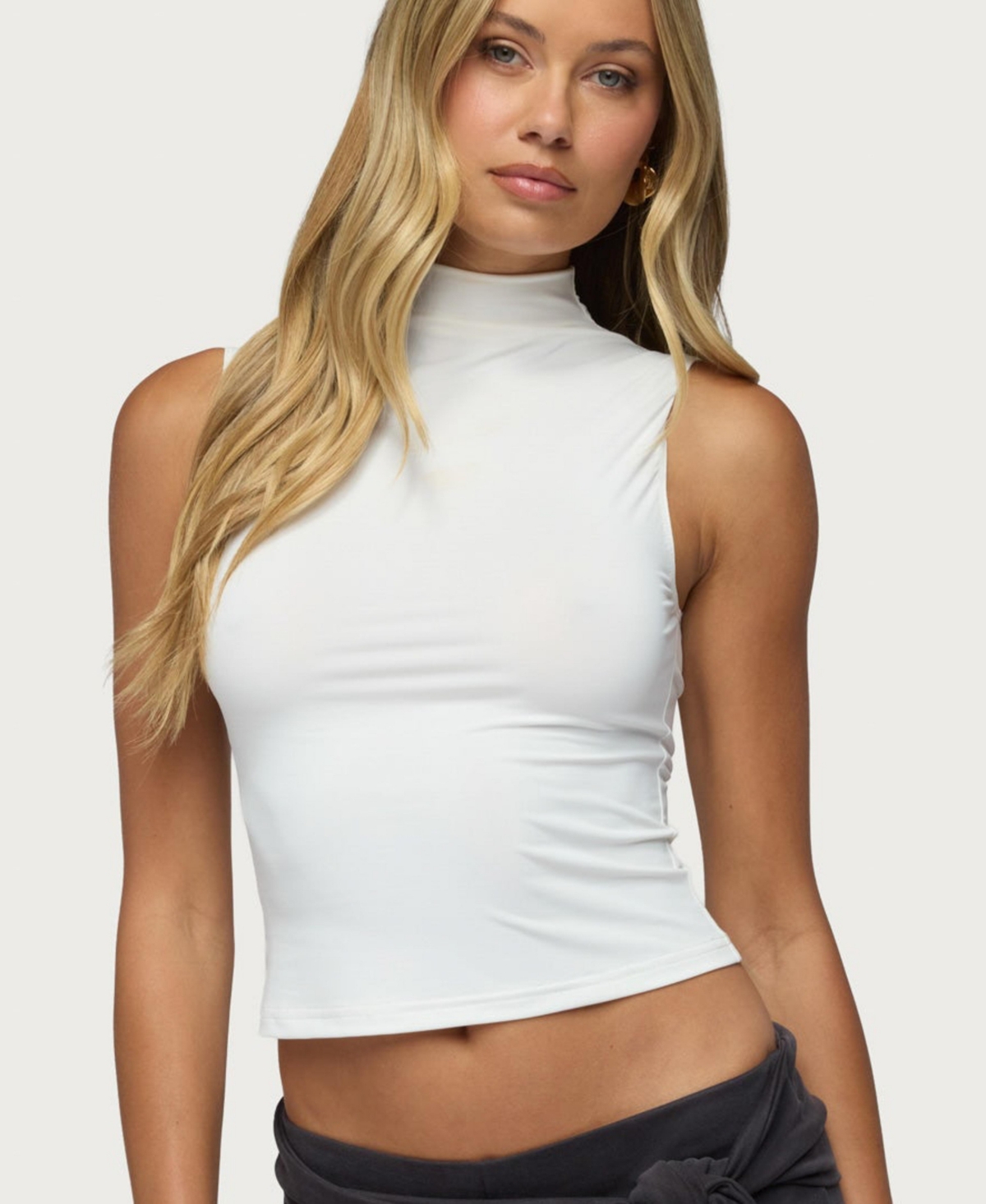 Click here for Edikted Womens Sleeveless Mykaylah High Neck Top -... prices