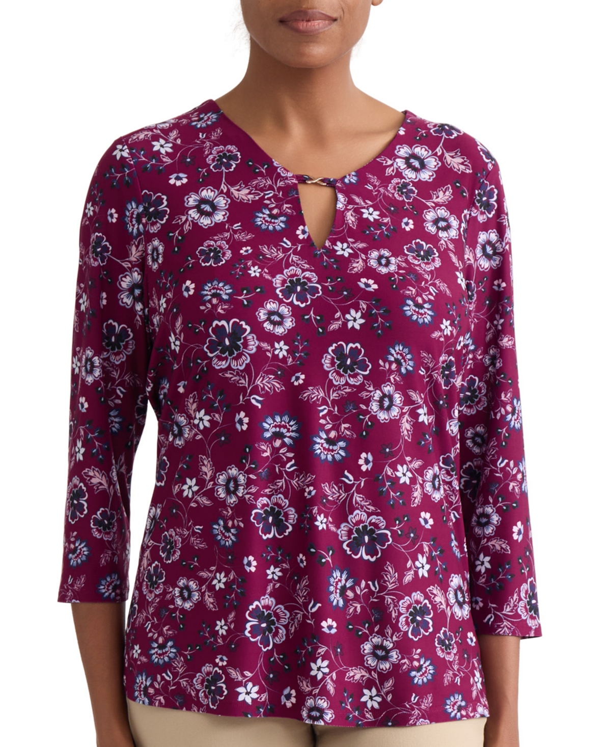 Click here for Jones New York Plus Size Kissing Trim Top Printed... prices
