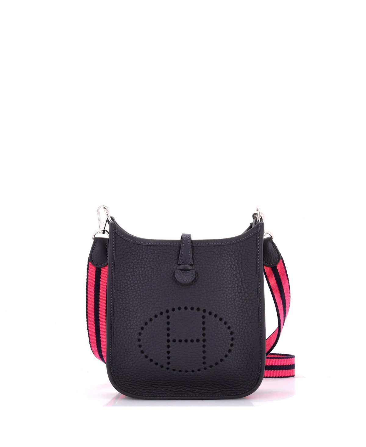 Click here for Pre-Owned Hermes Tpm Evelyne Bag Gen Iii Clemence... prices