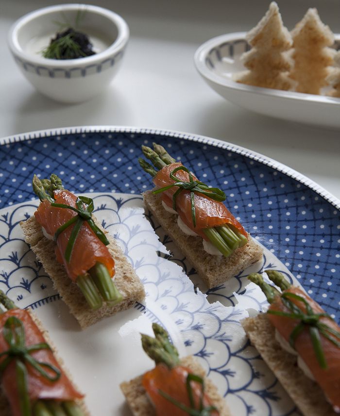 Villeroy & Boch CLOSEOUT! Casale Blu Dinner Plate - Macy's