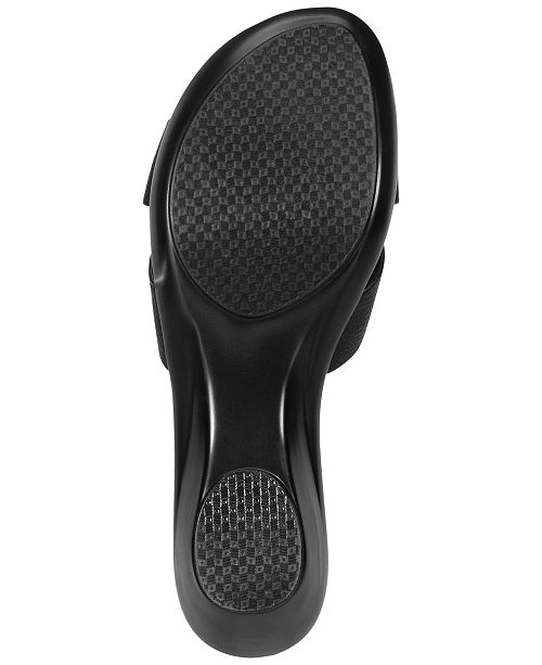 Callisto Dimple Platform Wedge Sandals & Reviews - Sandals & Flip Flops ...