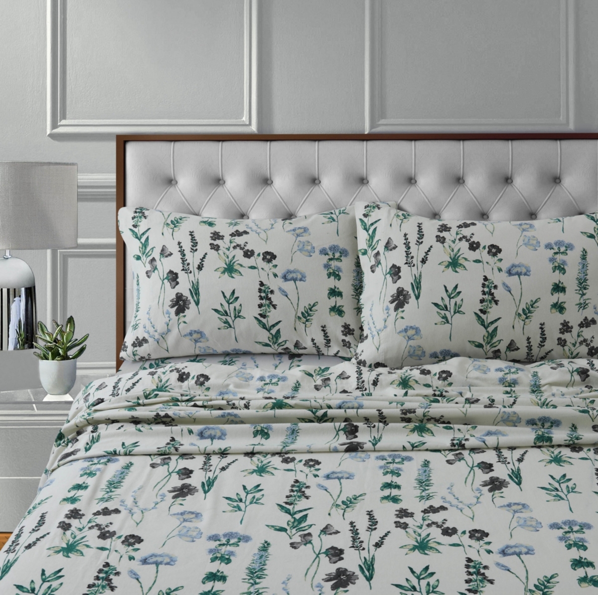 Click here for Tribeca Living Fleur Cotton Flannel Printed Extra... prices