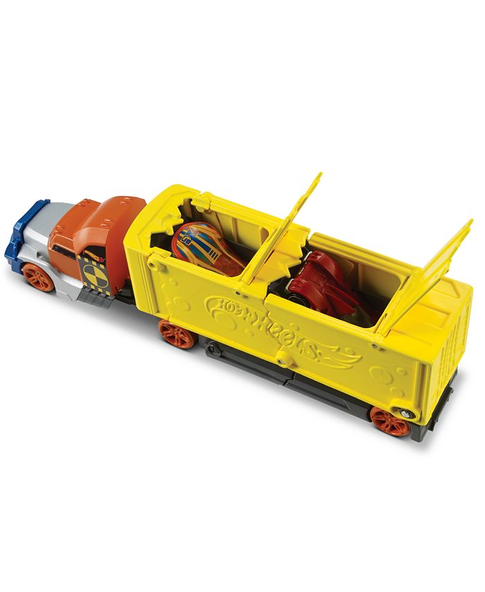 Hot Wheels Crashing Rig - Macy's
