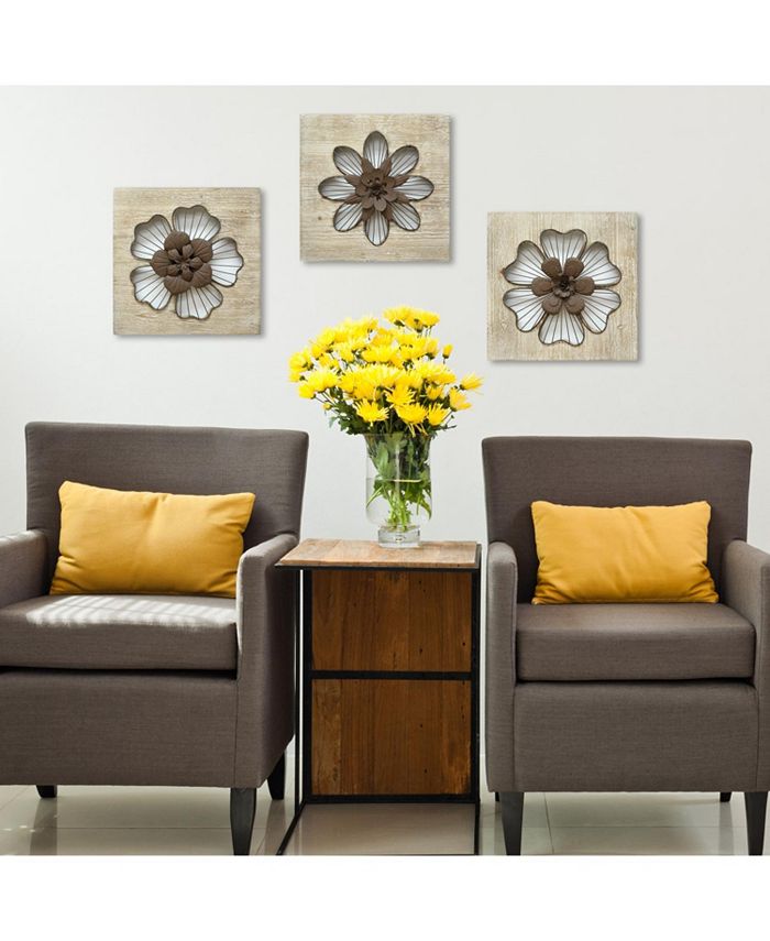 Stratton Home Décor Stratton Home Decor Rustic Flower Wall Decor III ...