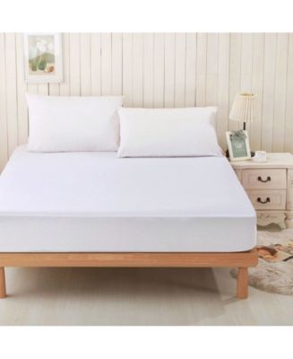 Christopher Knight California King Mattress Protector and 2 King Pillow ...