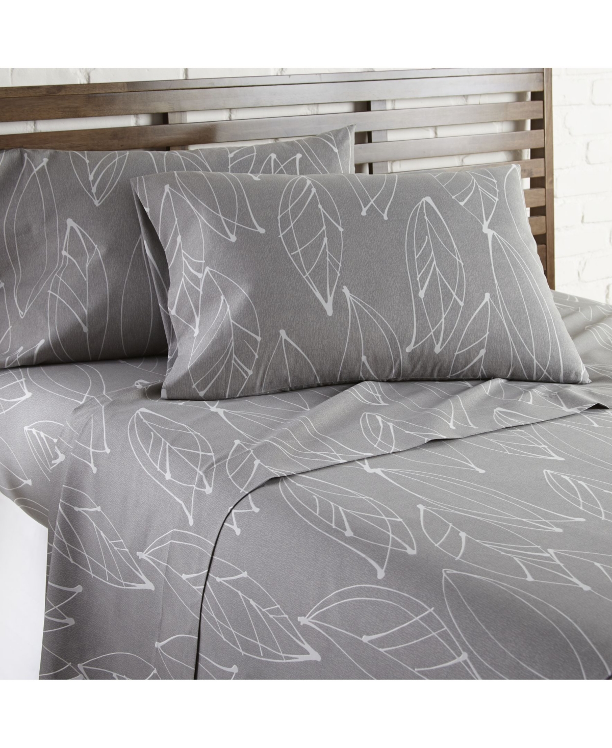 Click here for Southshore Fine Linens Modern Foliage Ultra Soft 4... prices