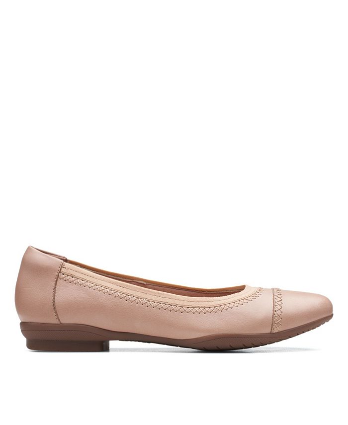 Clarks Women's Collection Sara Bay Pump Shoes & Reviews - Heels & Pumps ...