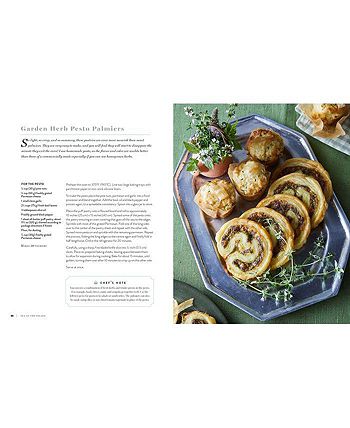 Barnes & Noble Tea at the Palace: A Cookbook (Royal Family Cookbook ...
