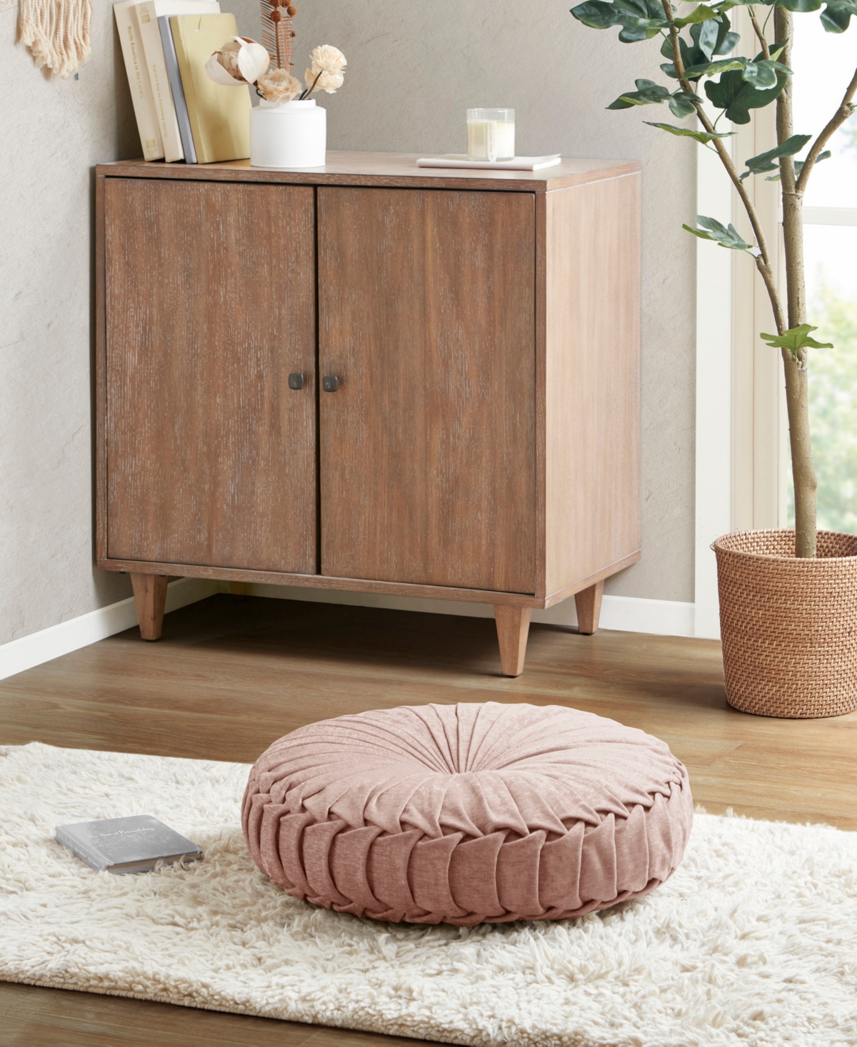 Click here for Intelligent Design Loretta Chenille Decorative Flo... prices
