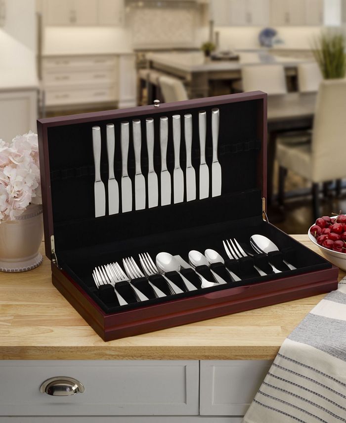 Wallace Dark Walnut Lined Single Stainless-Steel Flatware 19in Chest ...