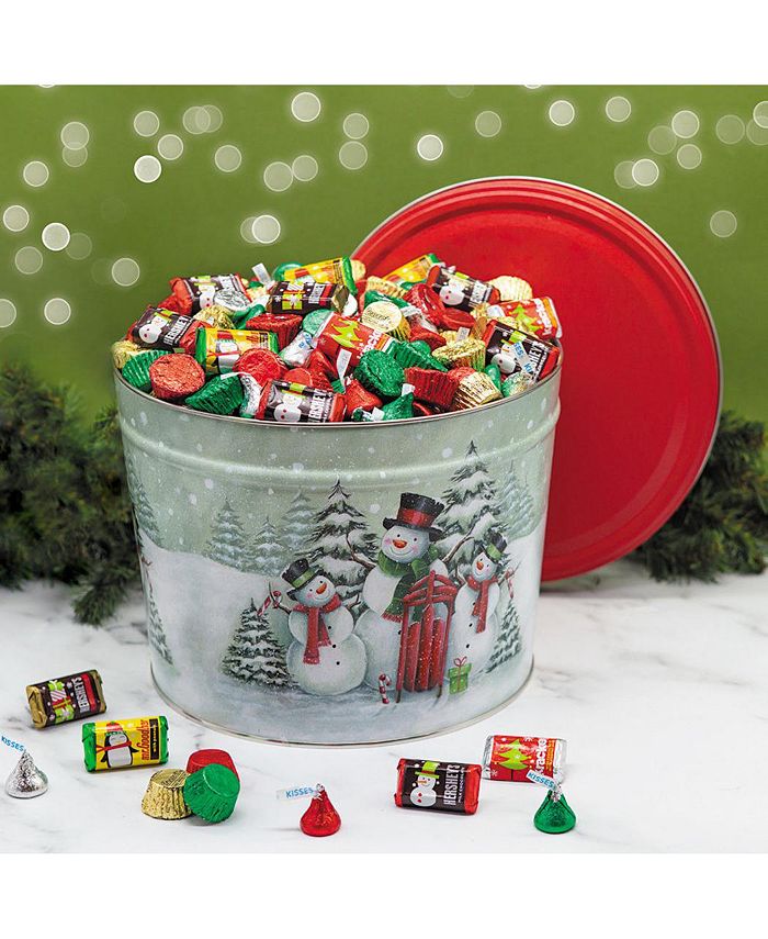 Just Candy 920 pcs Christmas Gift Tin with Hershey's Holiday Chocolate ...
