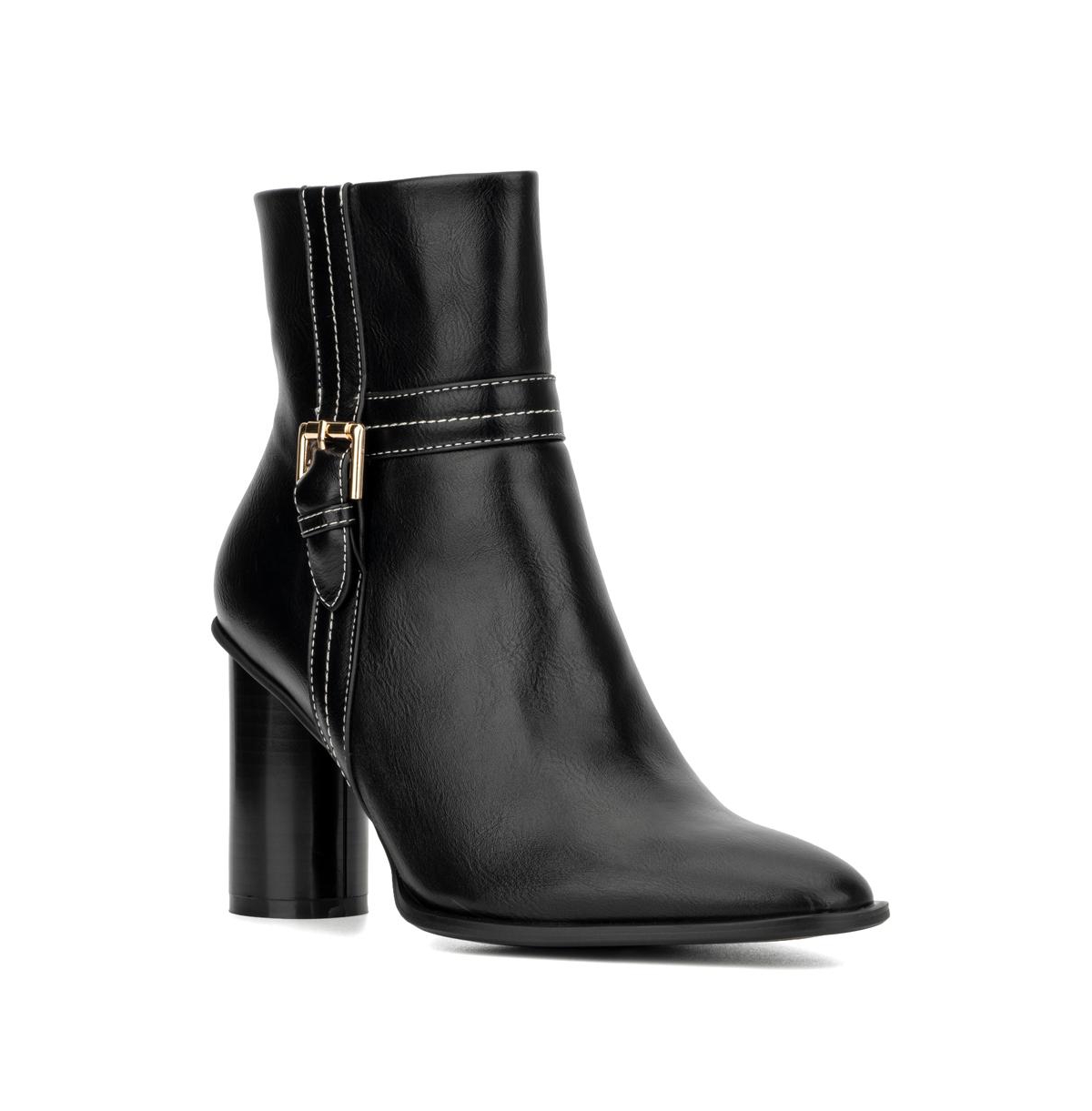 Click here for Torgeis Womens London Boot - Black prices