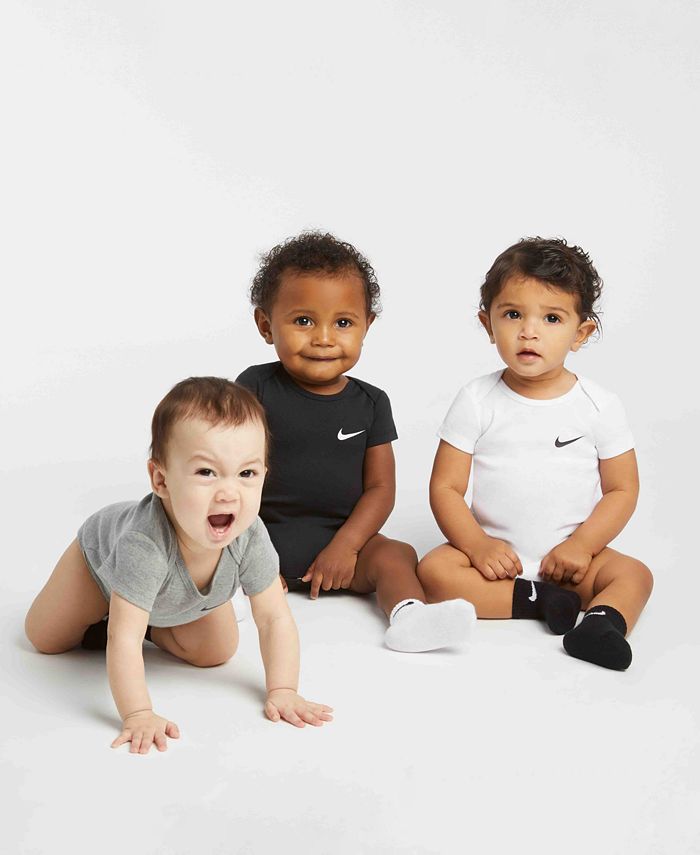Nike Baby Boys or Baby Girls Mini Me Essential Bodysuits, Pack of 3 ...
