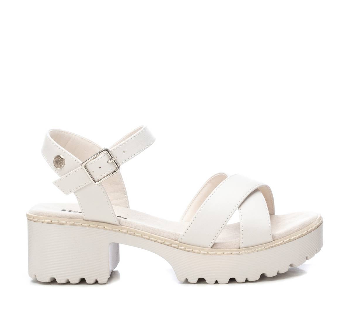 Click here for Womens Combat Sandals By Xti - White prices