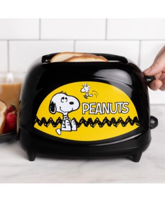 Uncanny Brands Peanuts Snoopy Two-Slice Toaster - Macy's