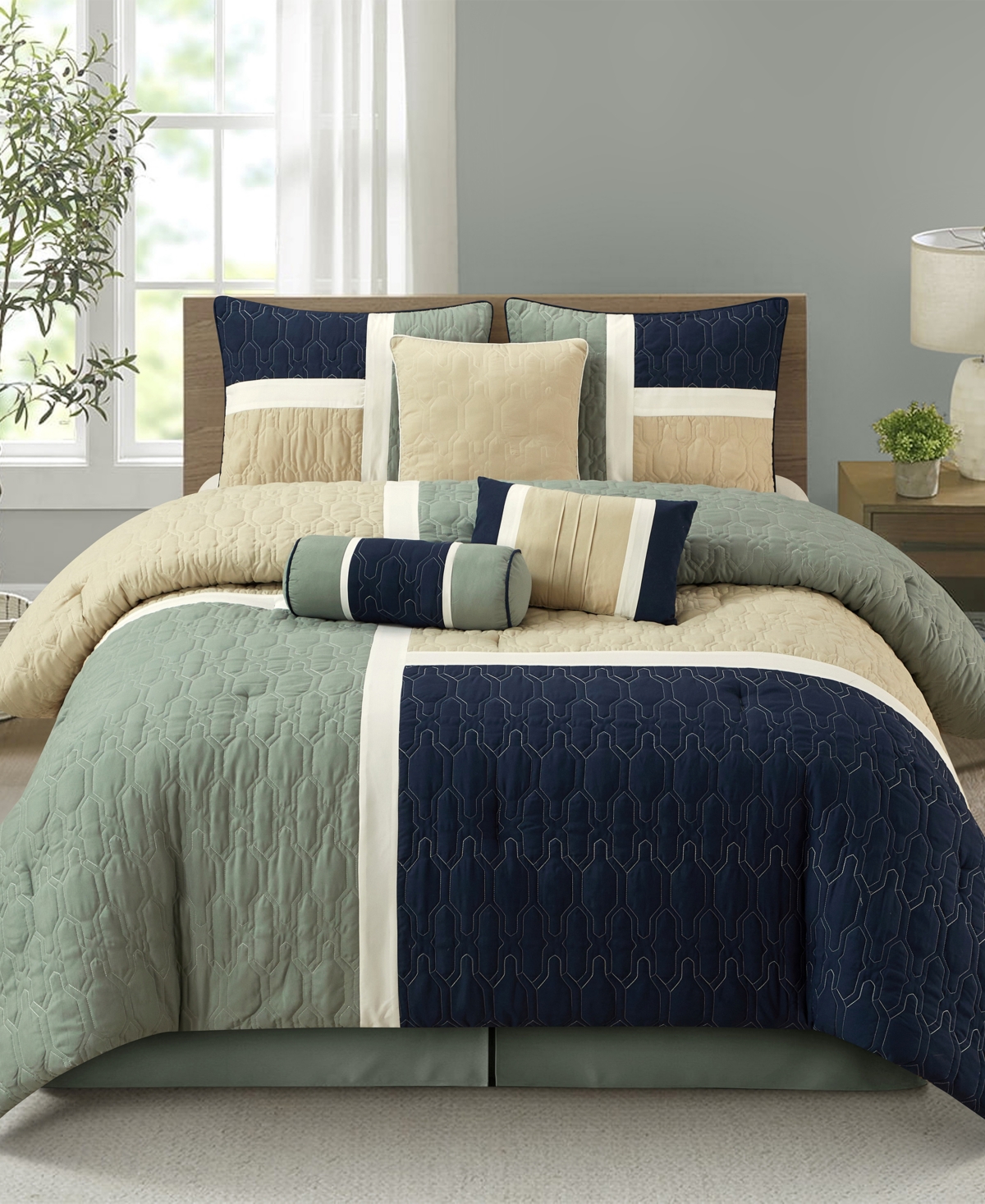 Click here for Stratford Park Natalia Colorblock 7-Pc. Comforter... prices
