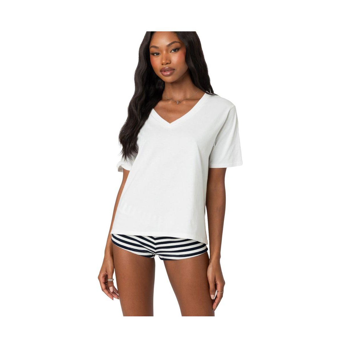 Click here for Edikted Loose fit V neck T shirt - White prices