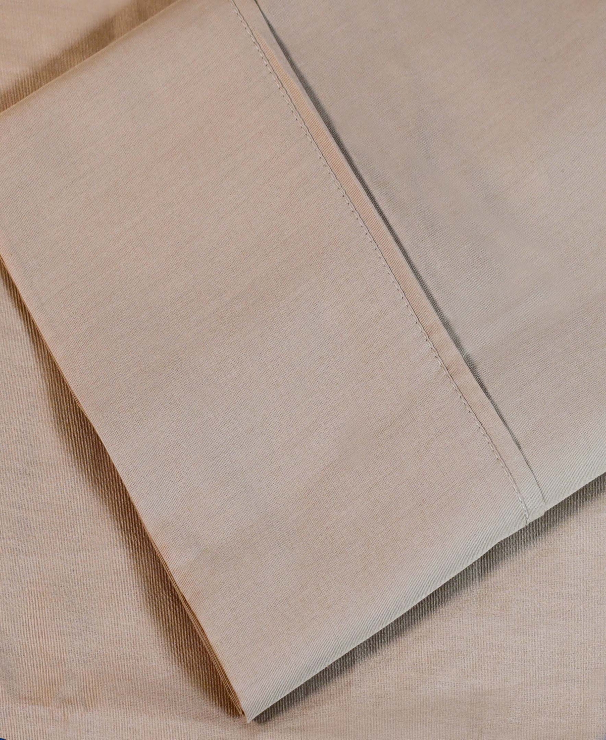 Click here for Superior 300-tc Crisp Cotton Percale Lightweight P... prices