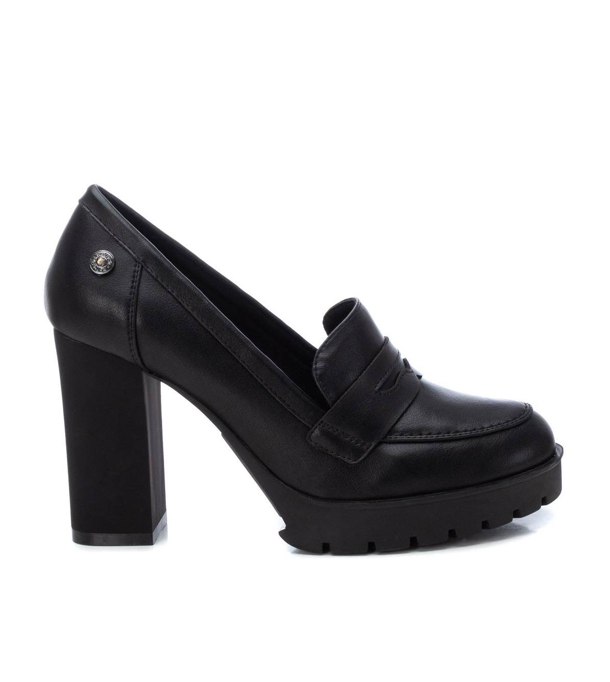Click here for Womens Casual Heeled Moccasins By Xti - Black prices