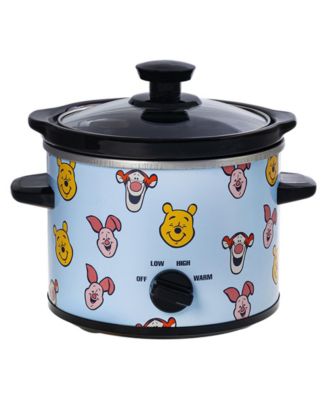 Uncanny Brands Disney Winnie the Pooh and Friends 2qt Slow Cooker ...