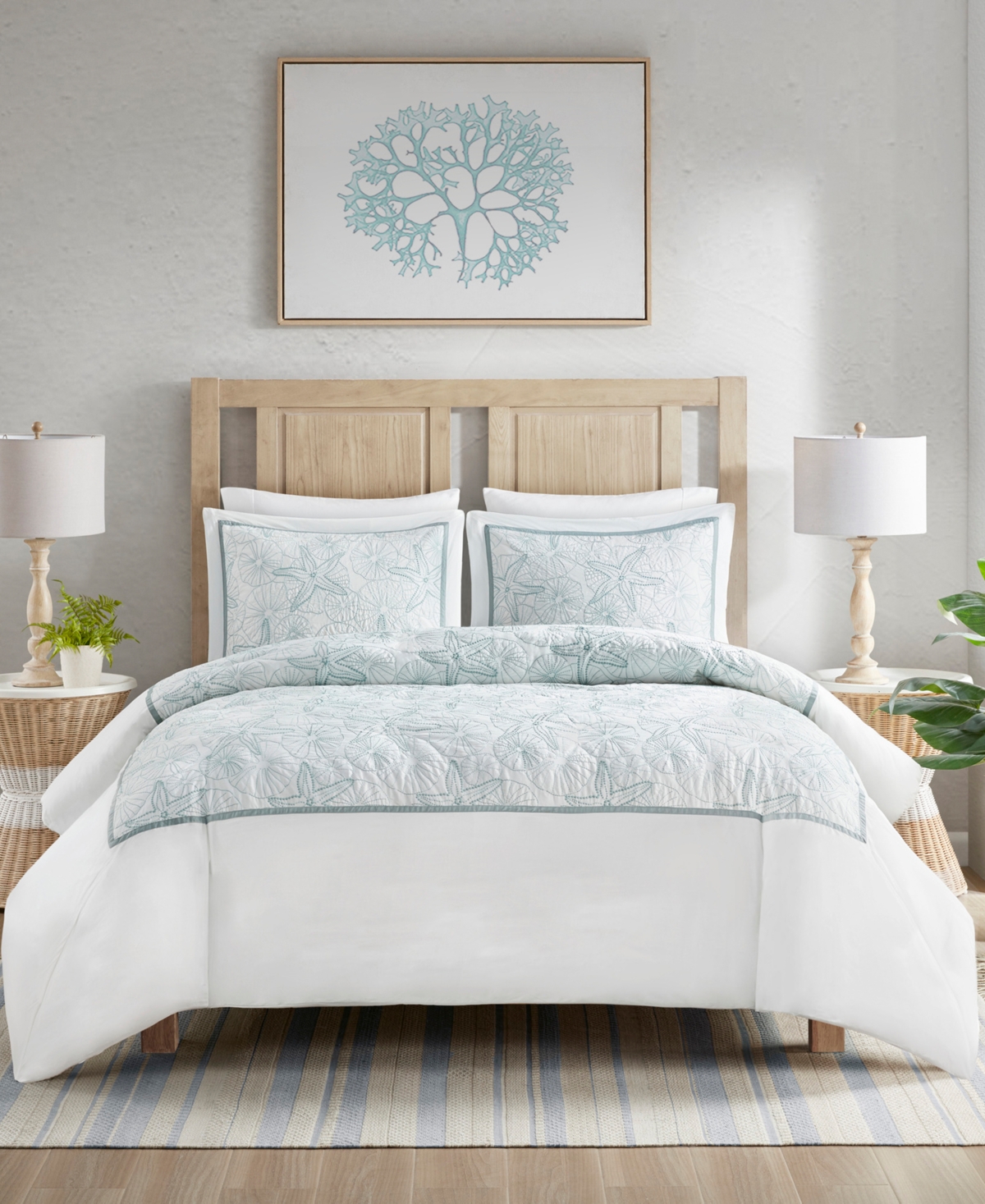 Click here for Harbor House Maya Bay 4-Pc. Comforter Set  Califor... prices